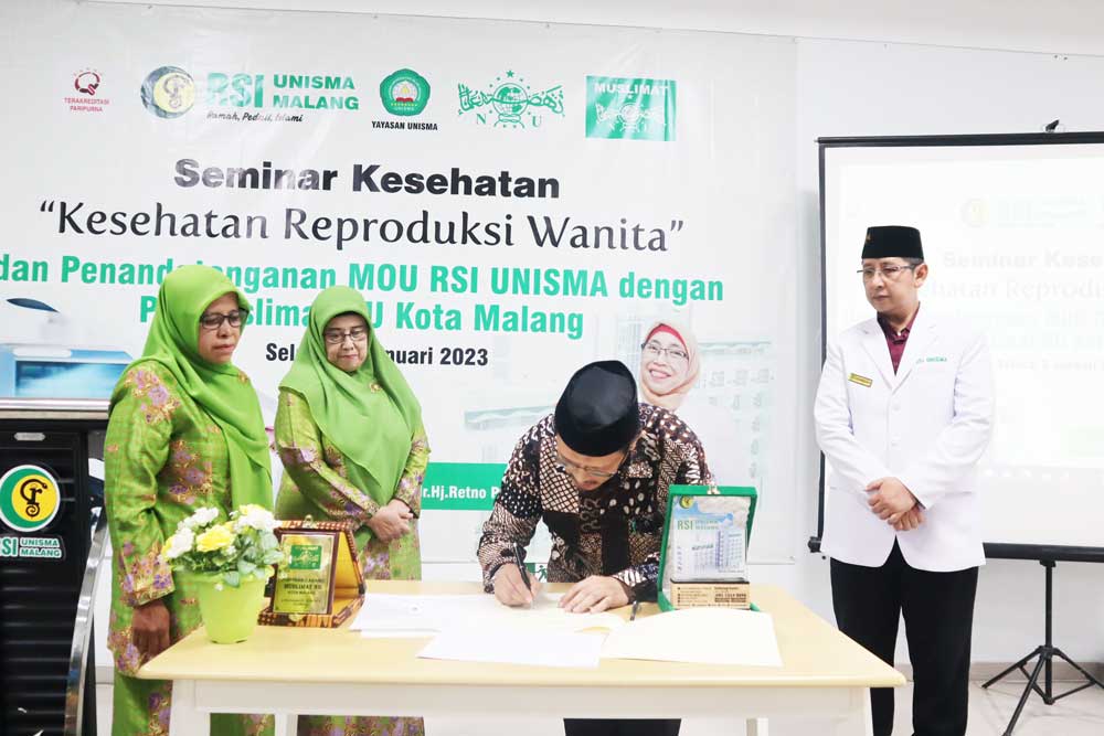 Penandatanganan MOU RSI Unisma dengan PC Muslimat NU Kota Malang - RSI Unisma