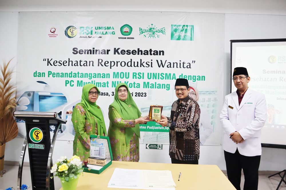 Penandatanganan MOU RSI Unisma dengan PC Muslimat NU Kota Malang - RSI Unisma